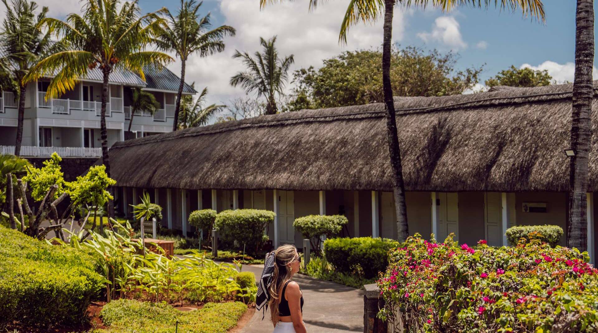 Hotel Rooms & Suites - Radisson Blu Azuri Resort, Mauritius