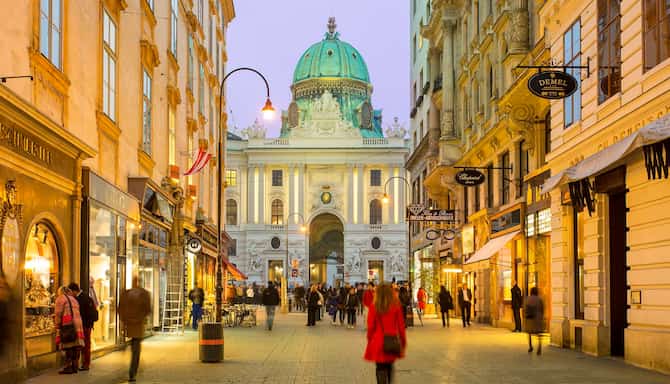 Discover Vienna districts: a local's guide