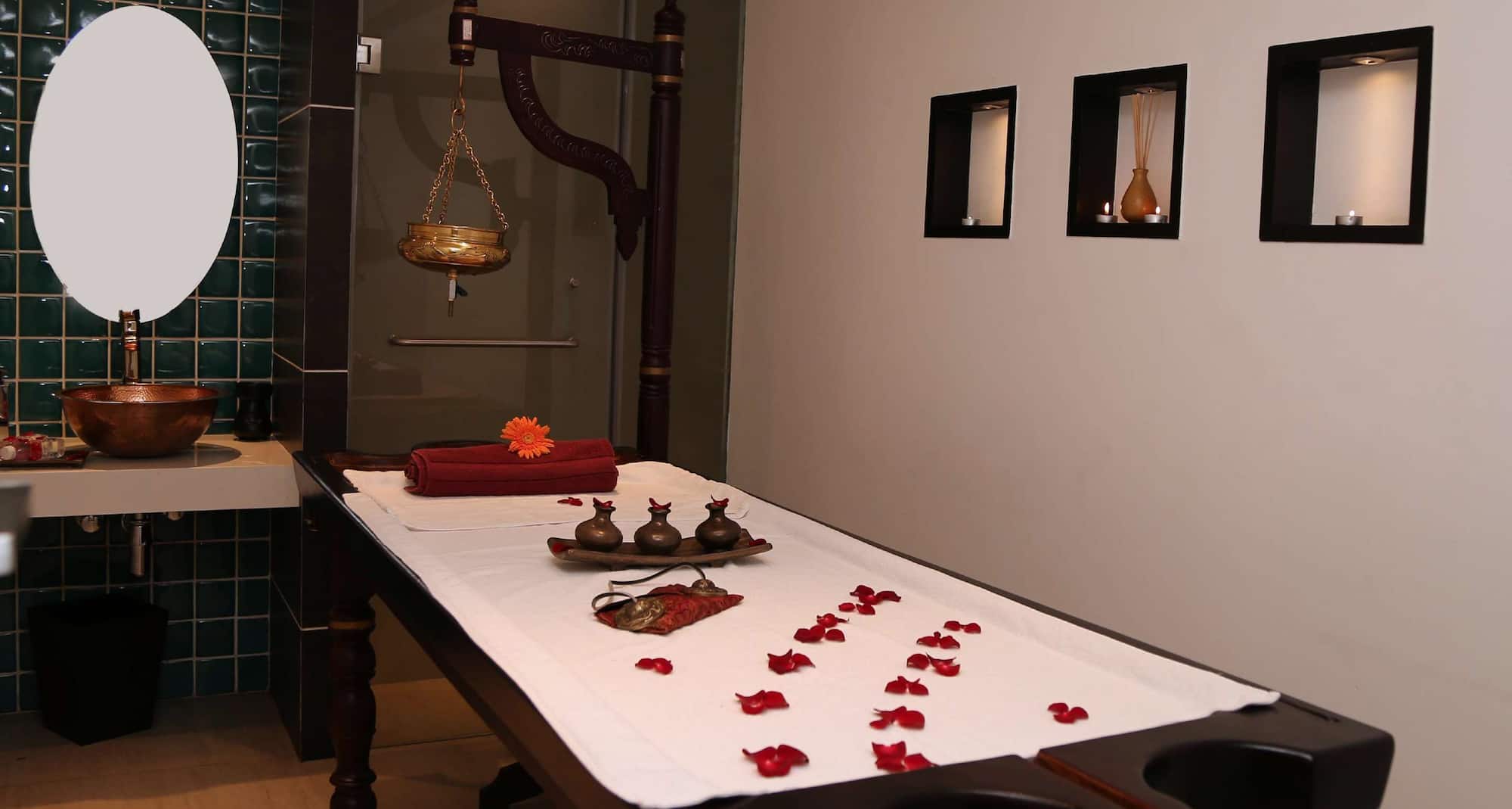 Discover our wellness center │Country Inn & Suites by Radisson, Navi Mumbai