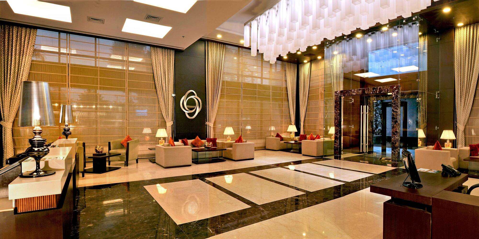 Stay at Country Inn Hotels in Gurugram | Radisson Hotels