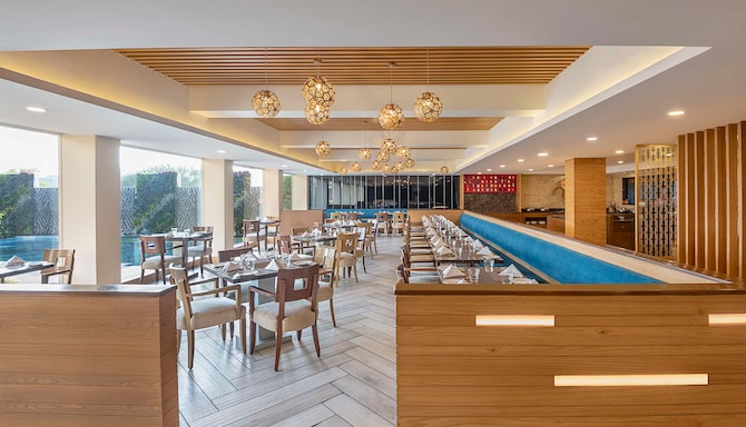 5 star Hotels in Jammu| Country Inn & Suites by Radisson Jammu