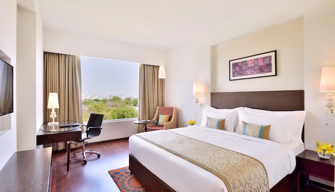 Featured Hotels – Book Now | Country Inn