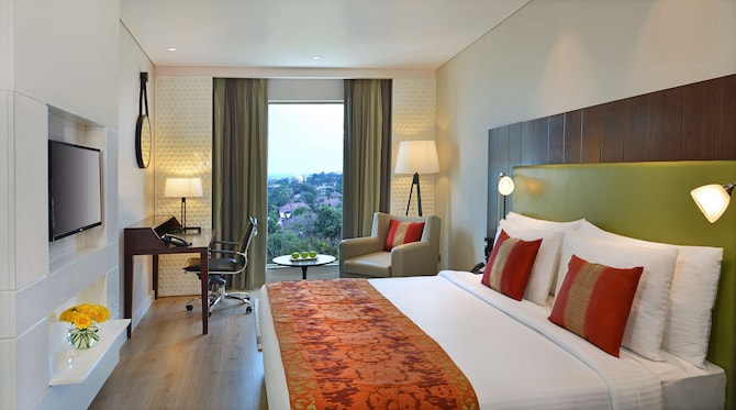 Book Country Inn Hotel Rooms in Manipal | Radisson Hotels