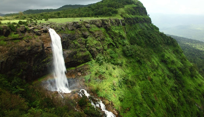 Visiting Pune, India? See our hotels | Radisson Hotels