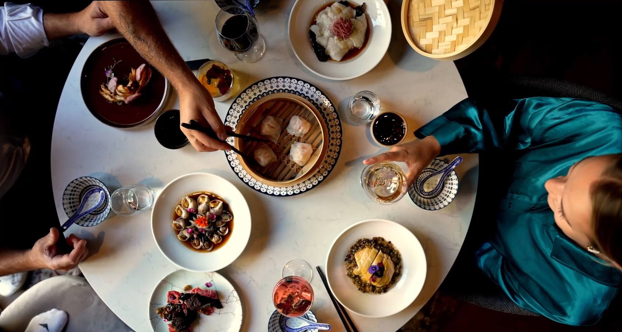 Vibrant dining experiences | Radisson Hotels