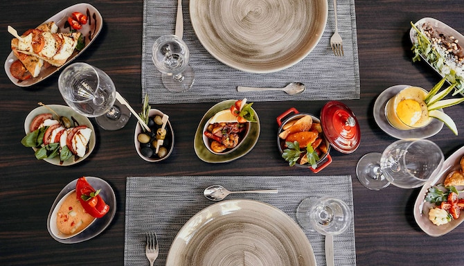 Welcome to The View Hotel Folkestone, a member of Radisson Individuals