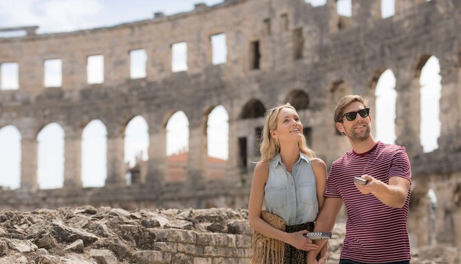 Explore iconic history and stunning scenery in Pula | Radisson Hotels