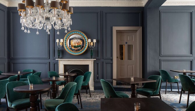 Enjoy a convenient stay at our central hotel in Bath, UK | Radisson Hotels