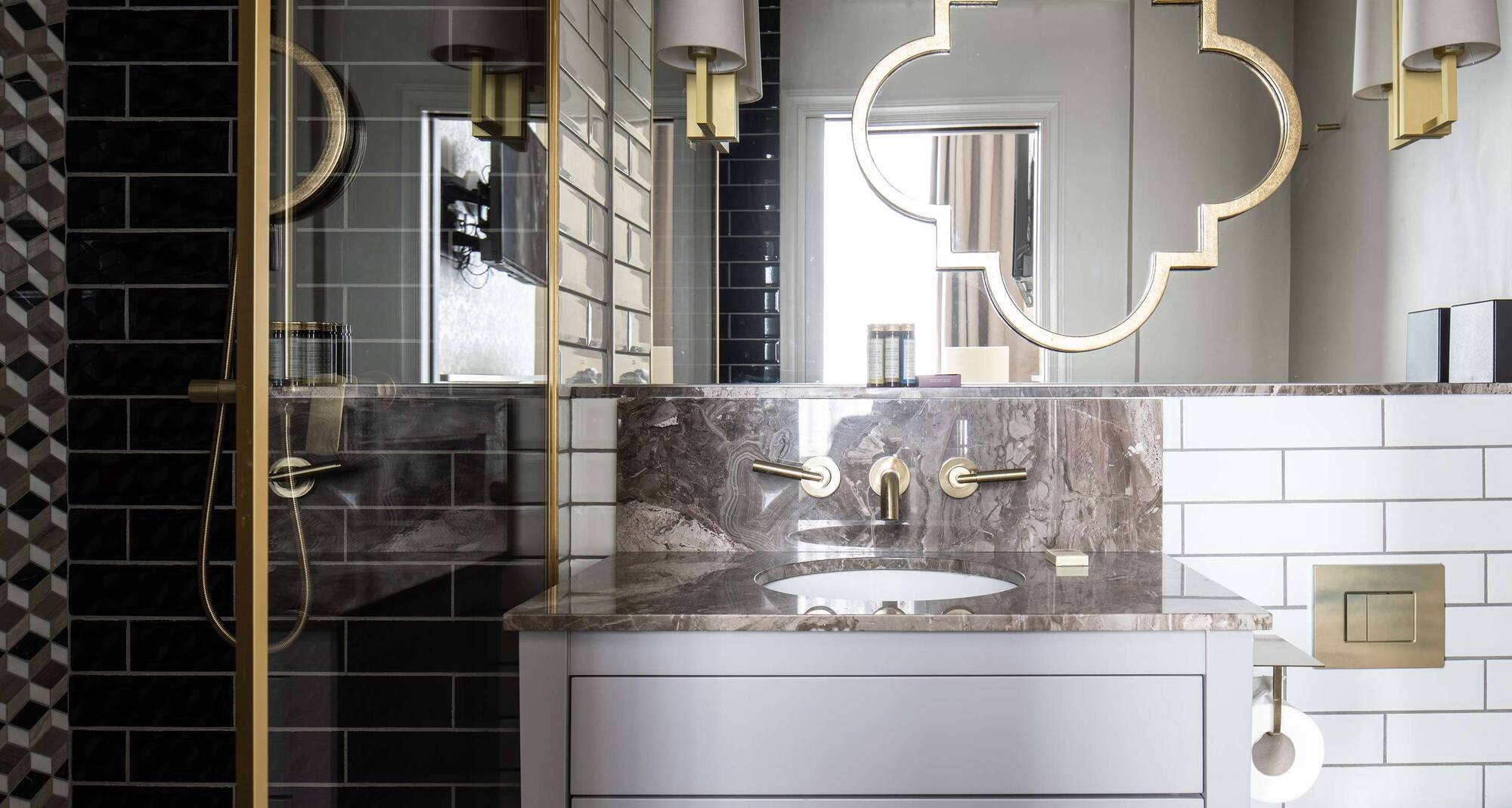 Sleep well in our convenient hotel in Bath city centre | Radisson Hotels