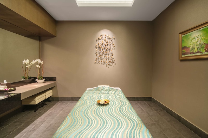 Enjoy Luxury Spa and Fitness facilities in Muscat | Radisson Collection