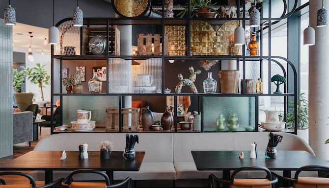 Restaurant in Berlin city centre: healthy food | Radisson Hotels