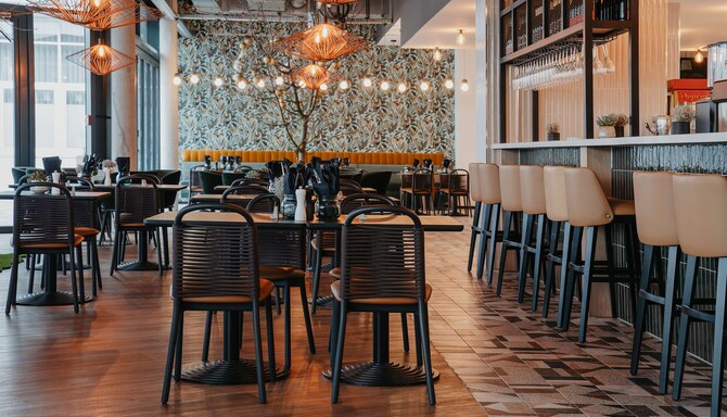 Restaurant in Berlin city centre: healthy food | Radisson Hotels