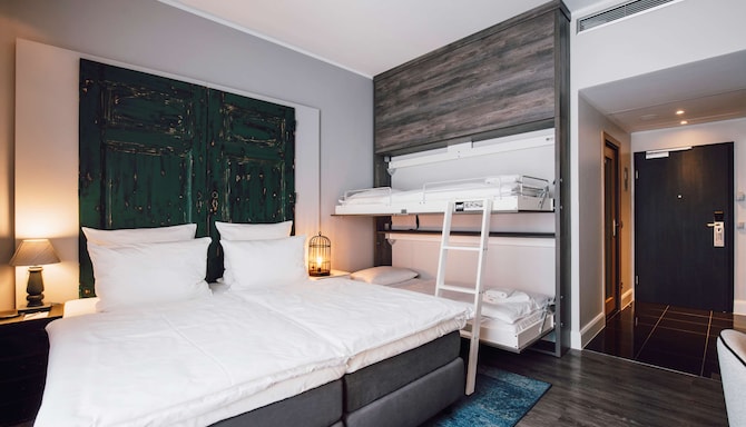 Hotel in Berlin Mitte, city center | Radisson Individuals Berlin