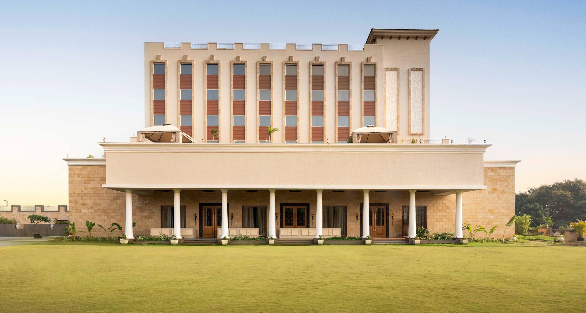 Jasraj Palace Yavatmal Hotel, a member of Radisson Individuals