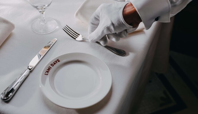 Sample local and international cuisine at our lounge | Radisson Hotels