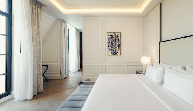 Book Our Hotel in the New Heart of Riyadh Today | Radisson Collection