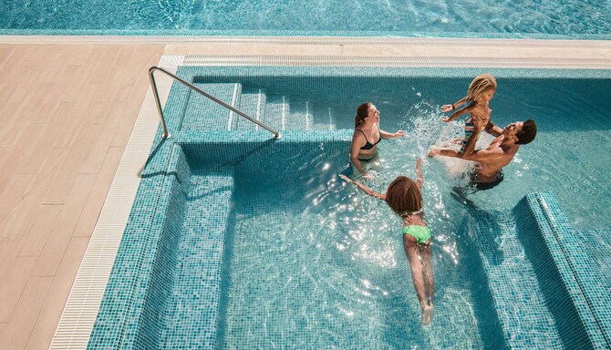 Sitio oficial de Radisson Hotels | Reservar habitaciones en todo el mundo
