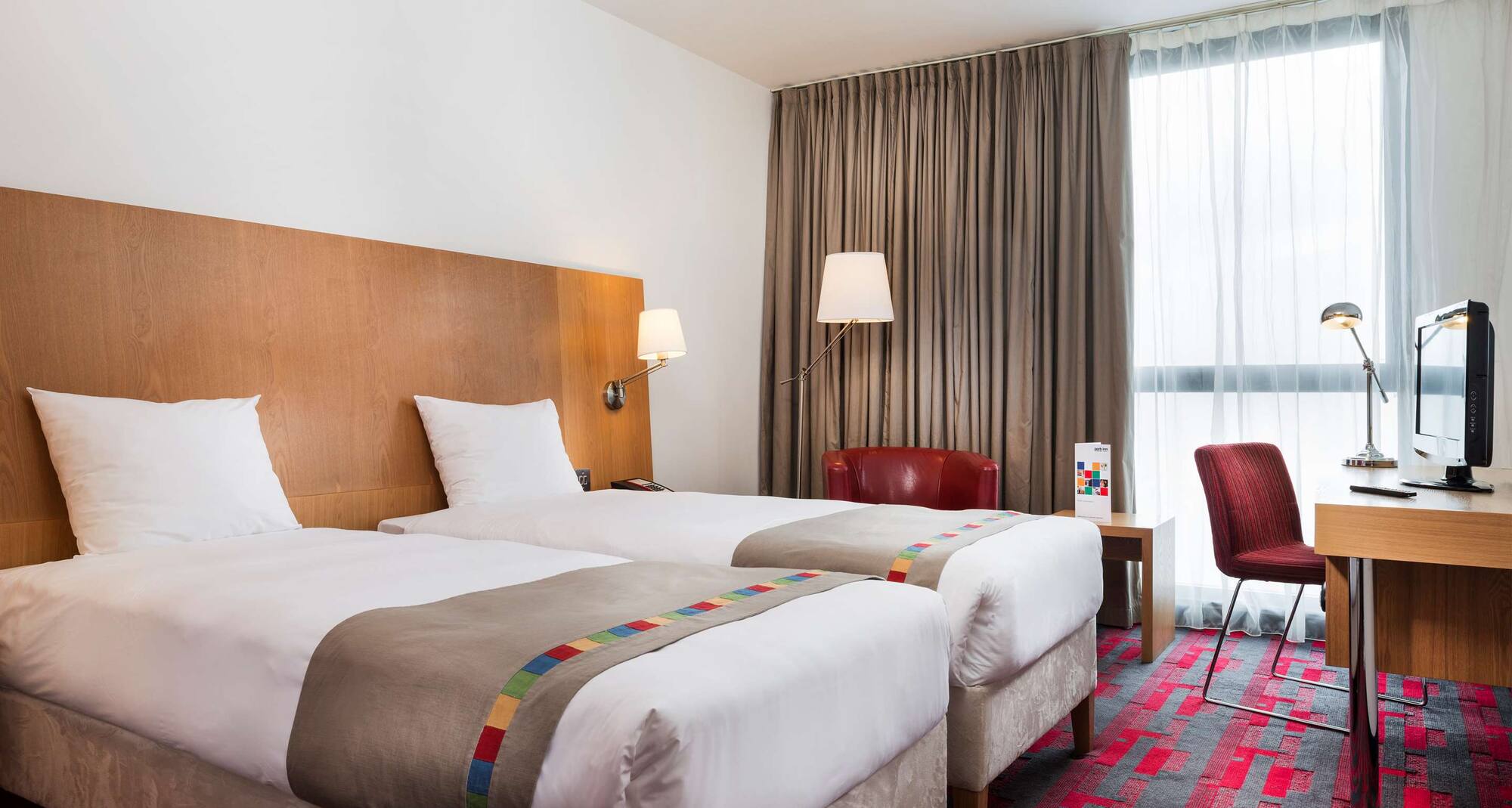 Hotel Rooms & Suites in Aberdeen | Park Inn by Radisson
