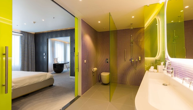 Hotels in Amsterdam West, near city center | Park Inn by Radisson