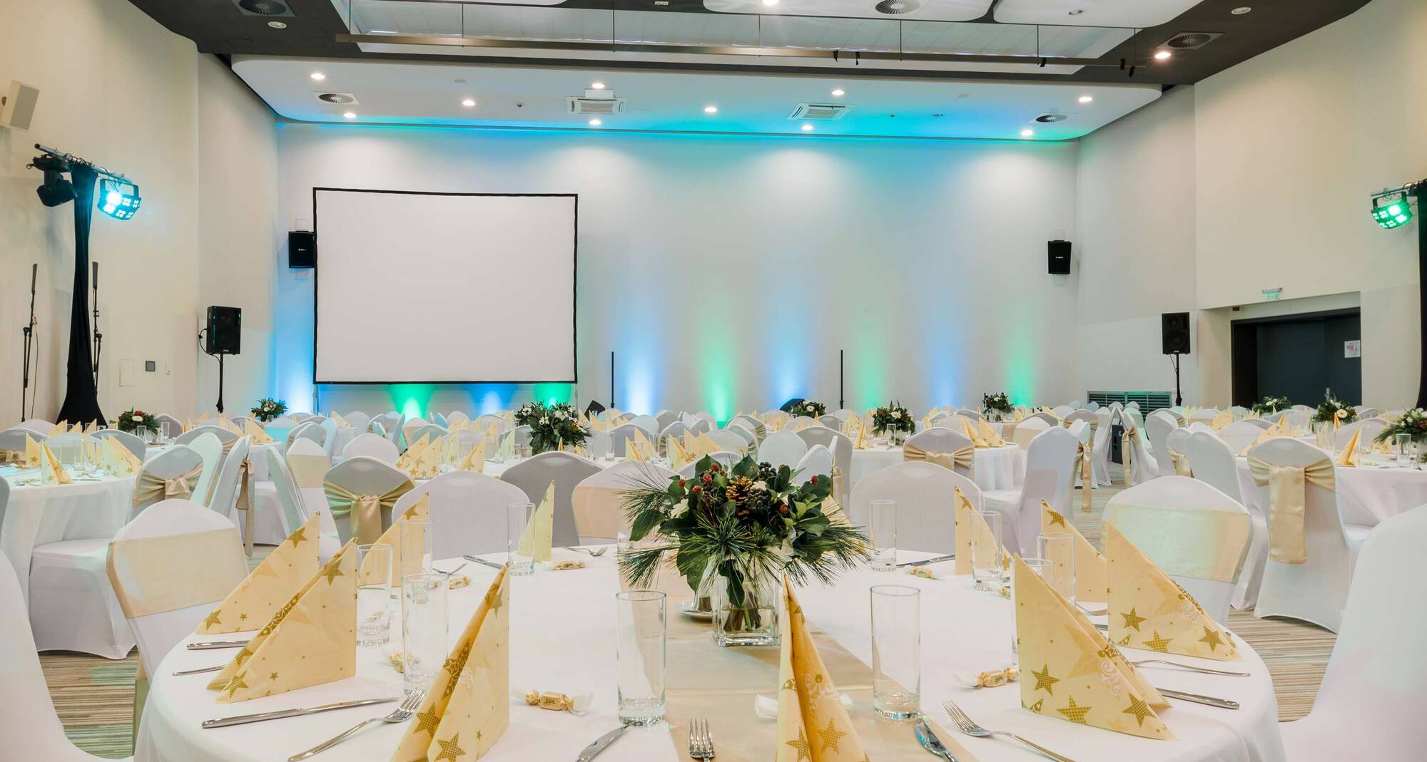 Beautiful weddings in Hungary | Park Inn by Radisson Budapest