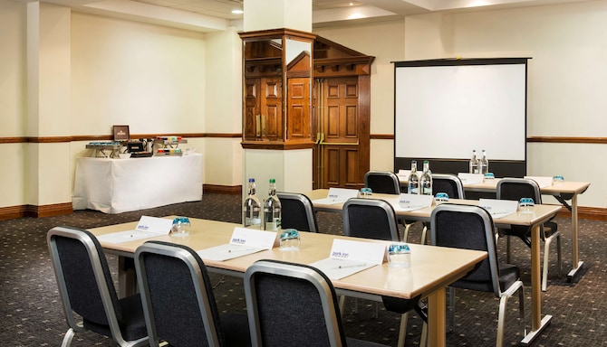 Meetings Rooms in Cardiff City Centre - Park Inn by Radisson
