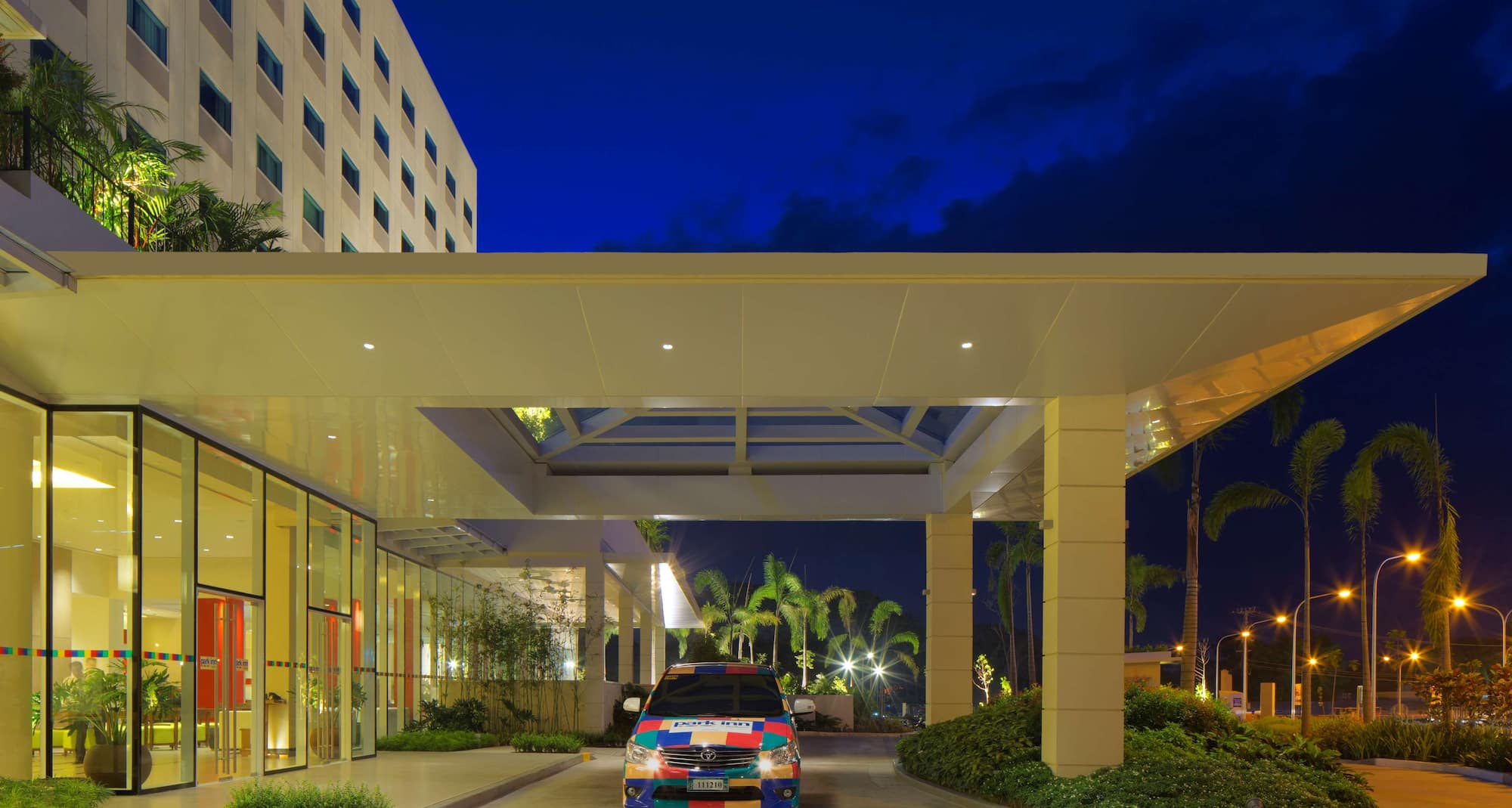 Relax in Davao City Hotel Rooms | Park Inn by Radisson