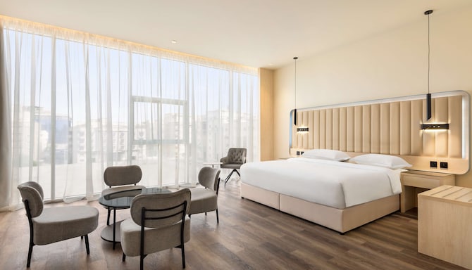 Contemporary rooms and suites | Park Inn by Radisson Jeddah Al Hamra