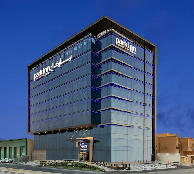 Hotels in Jeddah | Park Inn by Radisson Jeddah Madinah Road