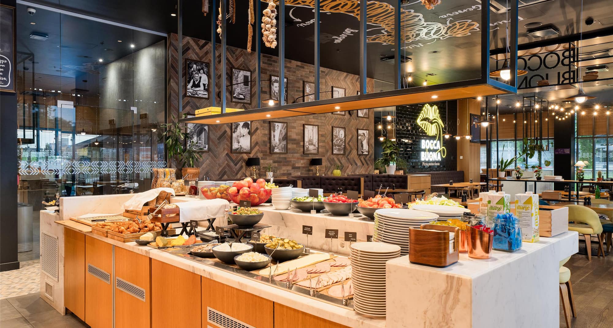 Enjoy delicious all-day dining in Riga | Radisson Hotels