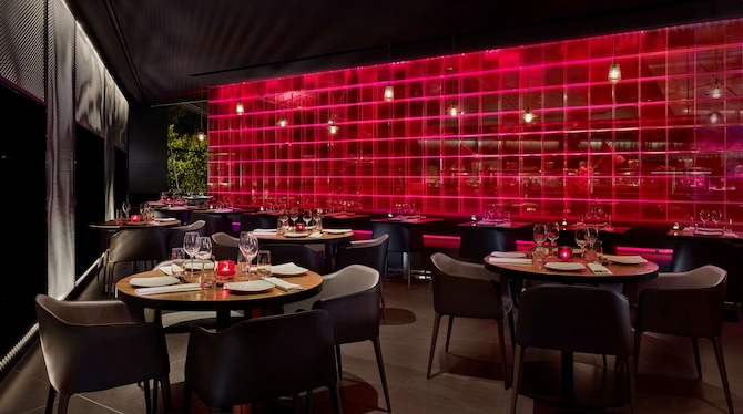 Chino Latino Pan Asian Restaurant in London | Park Plaza London Riverbank