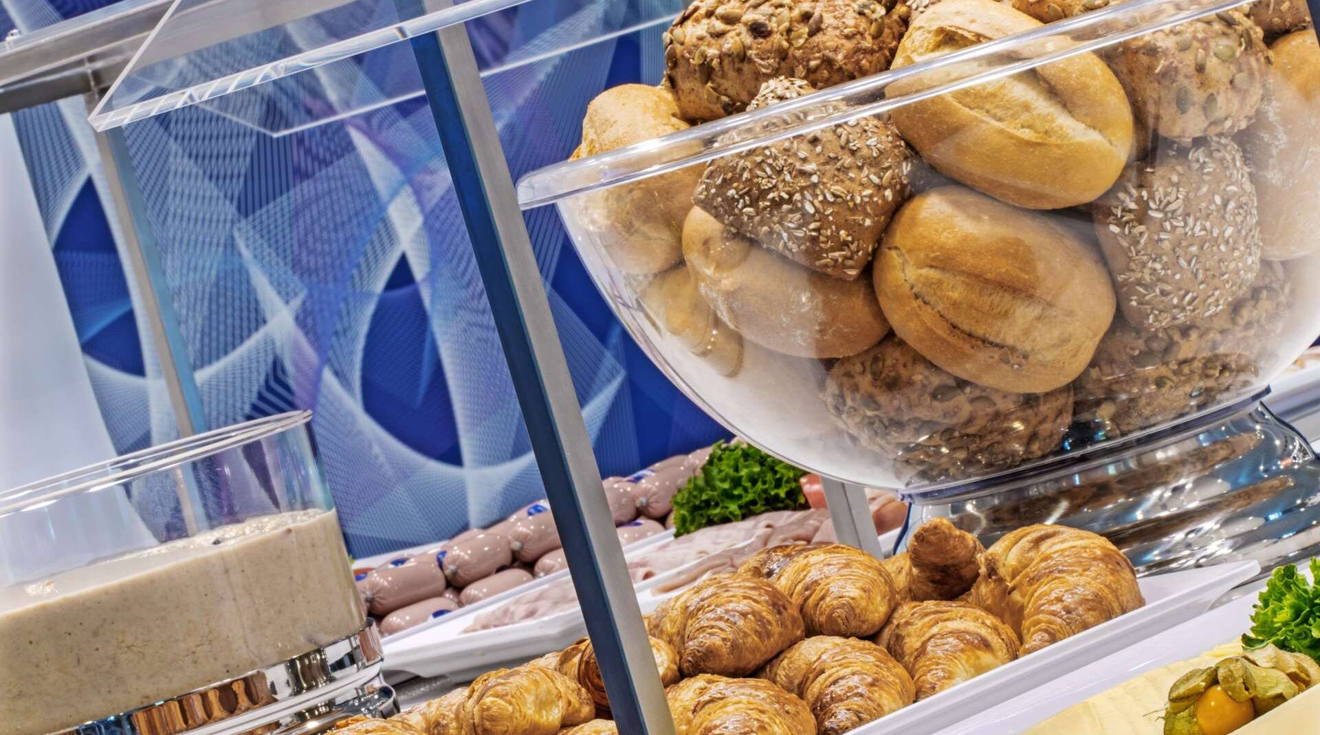 Discover our breakfast buffet | Prize by Radisson, Hamburg St. Pauli