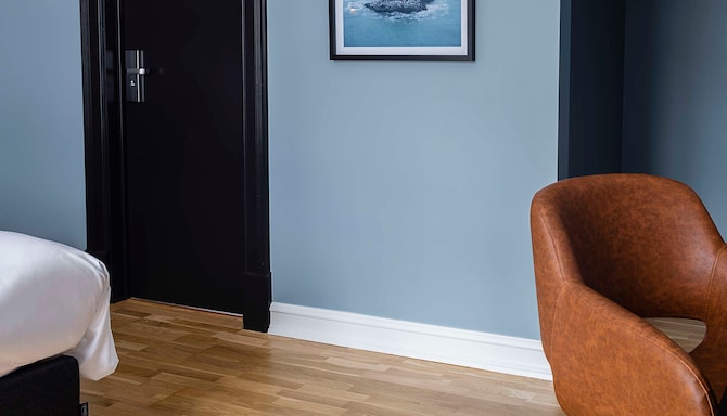 Hotel Rooms & Suites - Radisson Blu 1919, Reykjavik