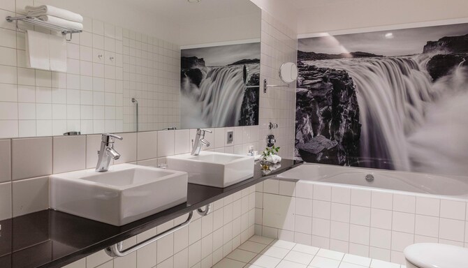 Hotel Rooms & Suites - Radisson Blu 1919, Reykjavik