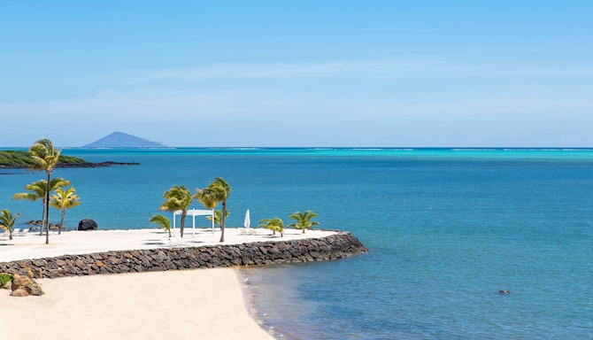 Beautiful weddings in Mauritius | Radisson Blu Azuri Resort & Spa ...