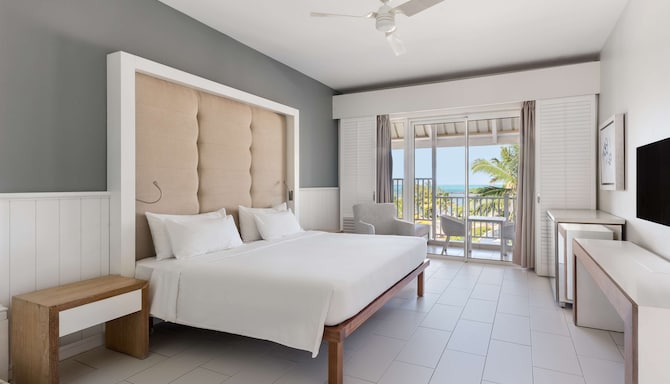 Radisson Blu Azuri Resort & Spa Hotel in Mauritius