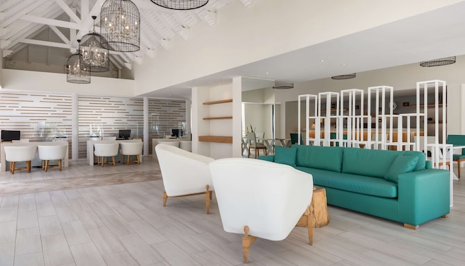 Radisson Blu Azuri Resort & Spa Hotel in Mauritius