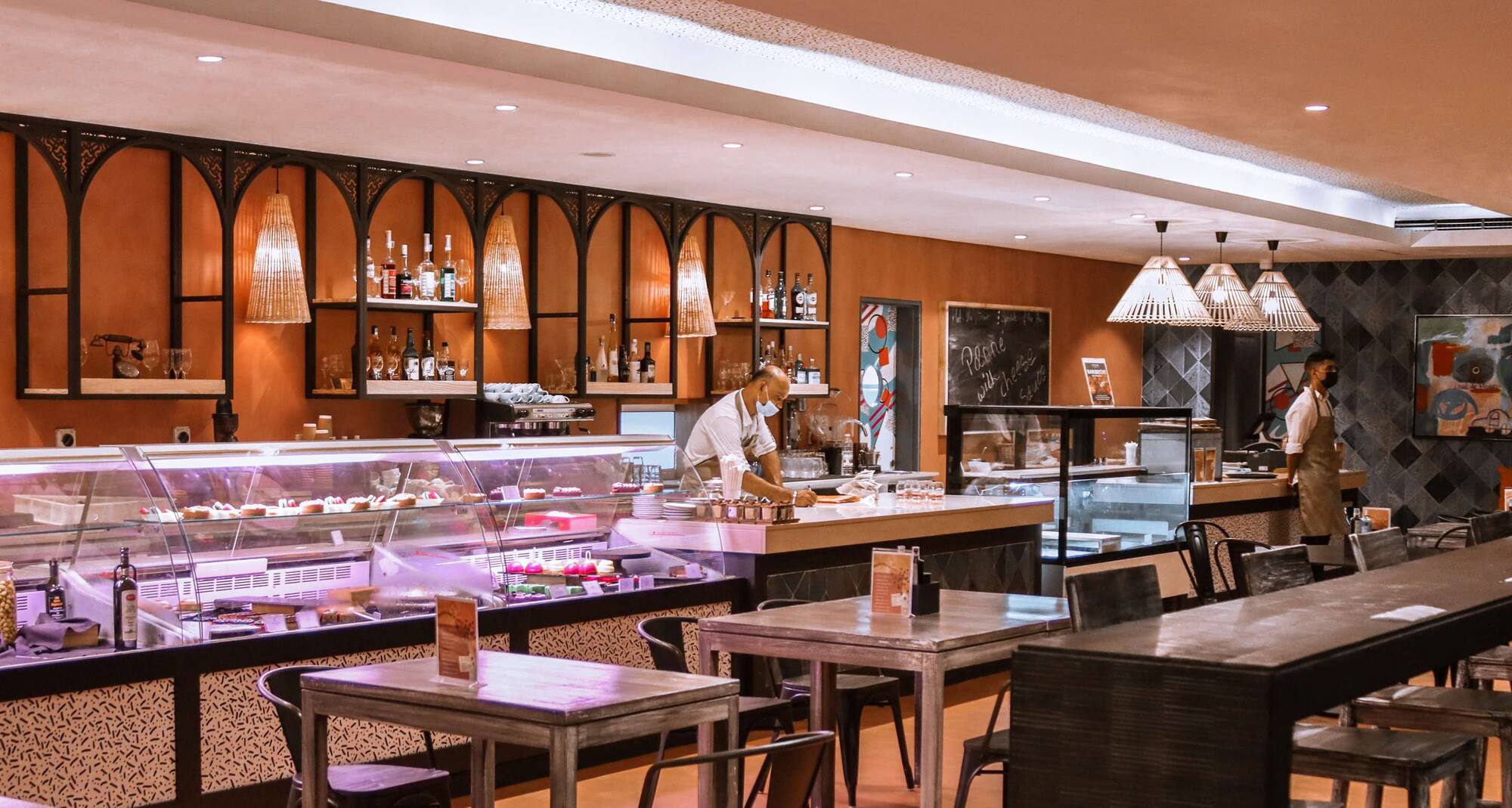 Cafe Gioia | Radisson Blu Hotel