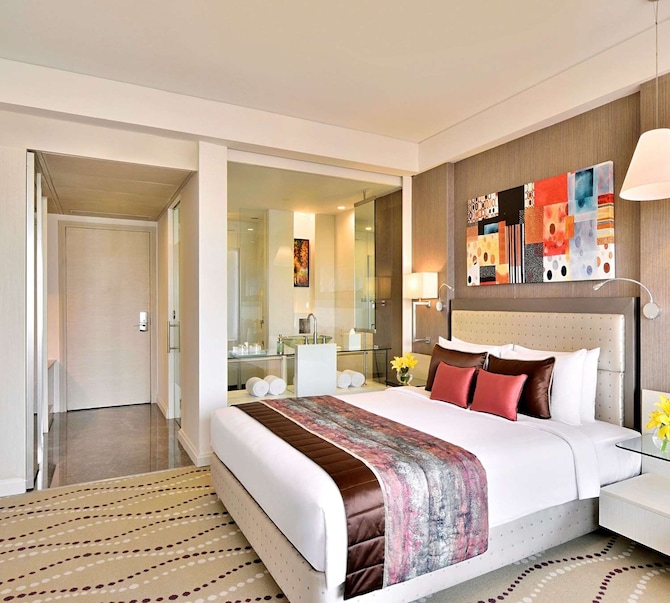 Book Marathahalli Hotel Rooms | Radisson Blu