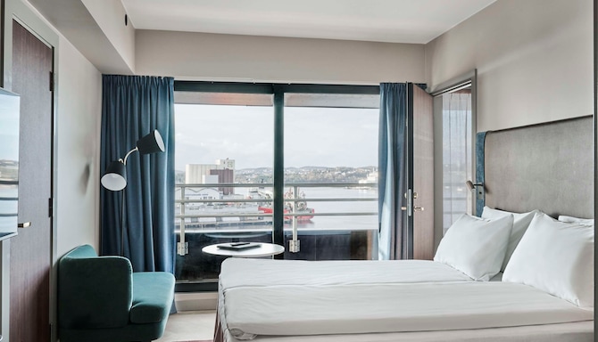 Hotel Rooms & Suites - Radisson Blu Caledonien, Kristiansand