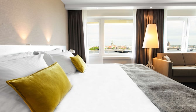 Hotels in Riga, Agenskalns | Radisson Blu Daugava Hotel Riga