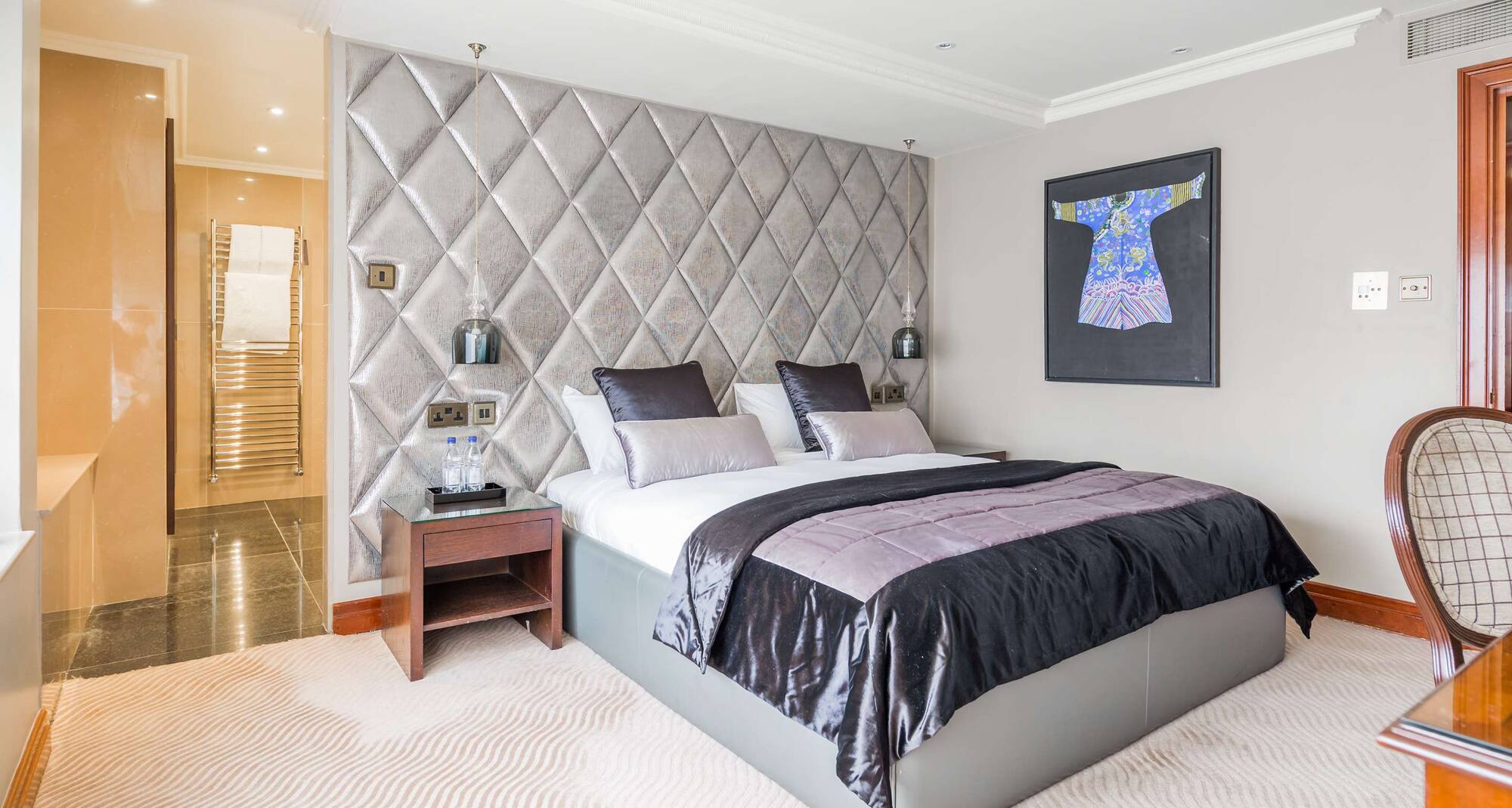 Heathrow hotel rooms | Radisson Blu Heathrow Hotel & Conference Centre ...
