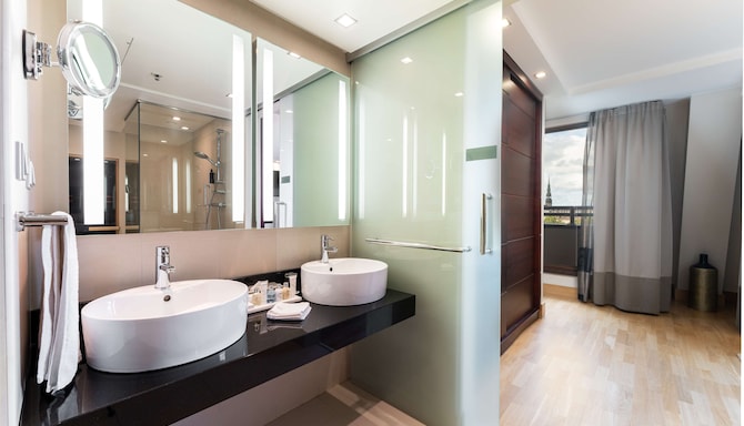 Hotel Rooms & Suites in Riga | Radisson Blu Elizabete Hotel