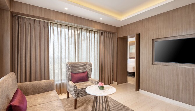 Book Hotel Rooms near the ATQ Airport | Radisson Blu