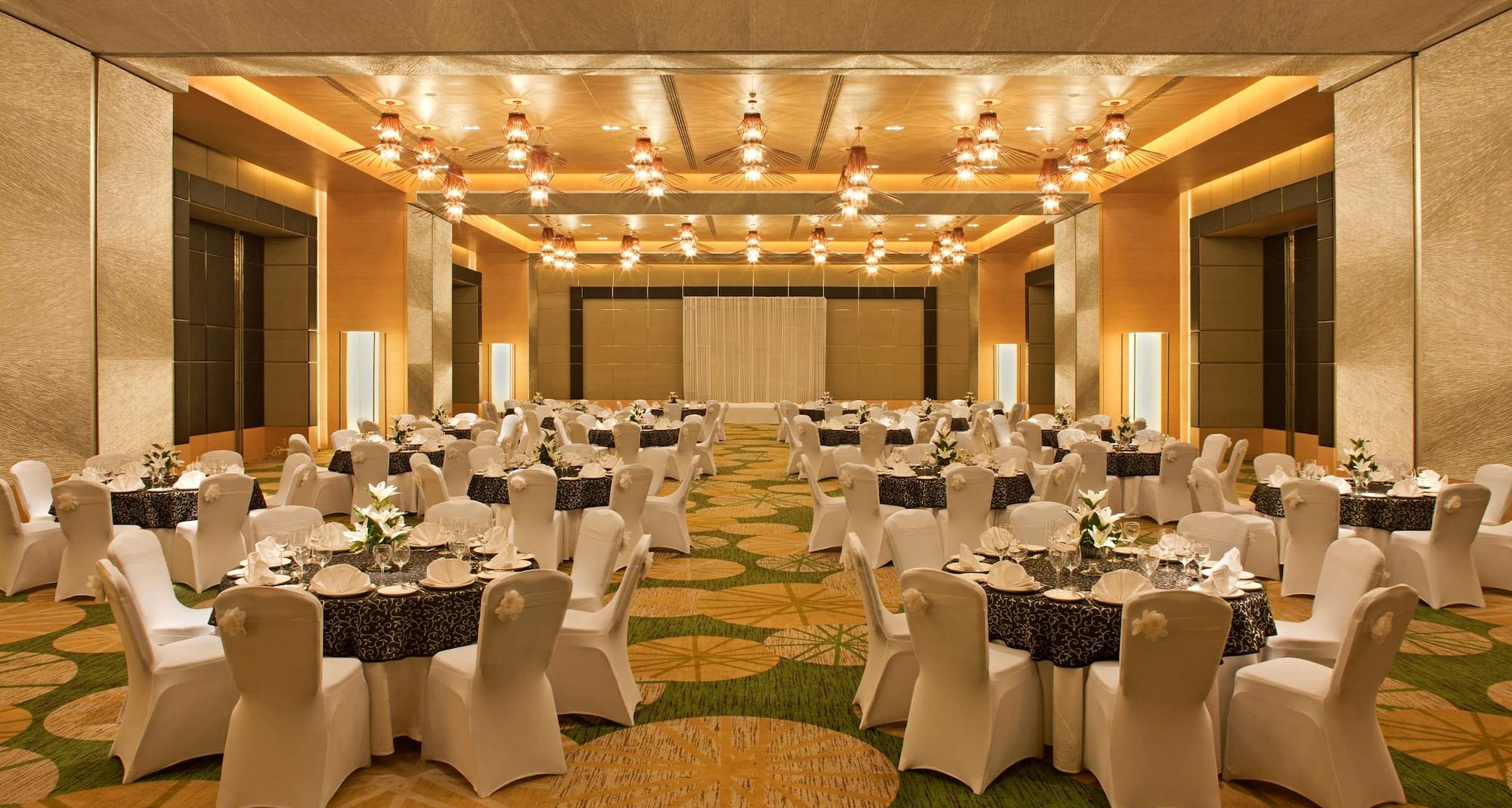 Beautiful weddings in India | Radisson Blu Hotel, Amritsa
