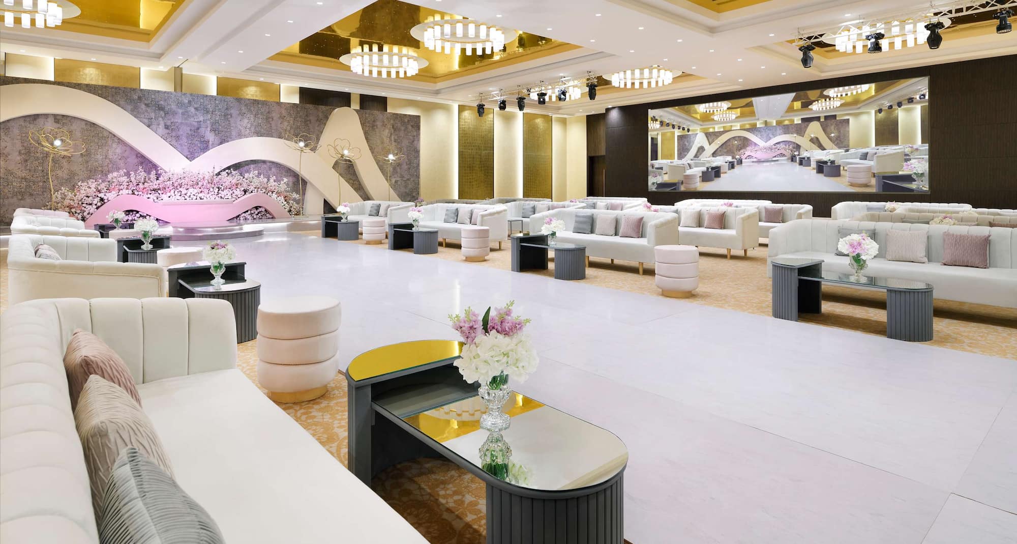 Weddings | Radisson Blu Hotel & Convention Center, Riyadh Minhal