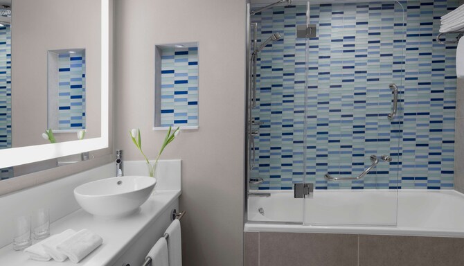 Rooms | Radisson Blu Hotel & Convention Center, Riyadh Minhal