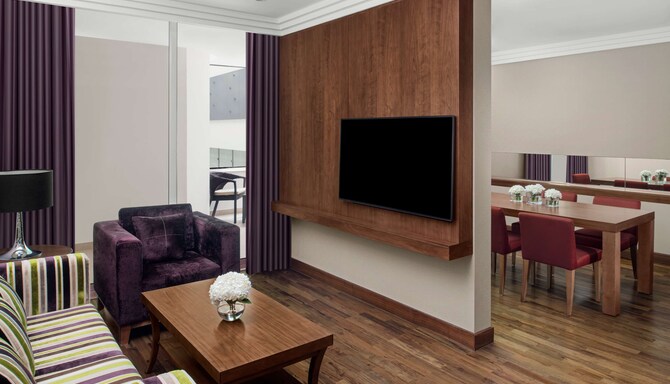 Rooms | Radisson Blu Hotel & Convention Center, Riyadh Minhal