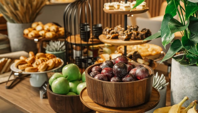 Restaurant at Porsche Design Tower Stuttgart | Radisson Blu