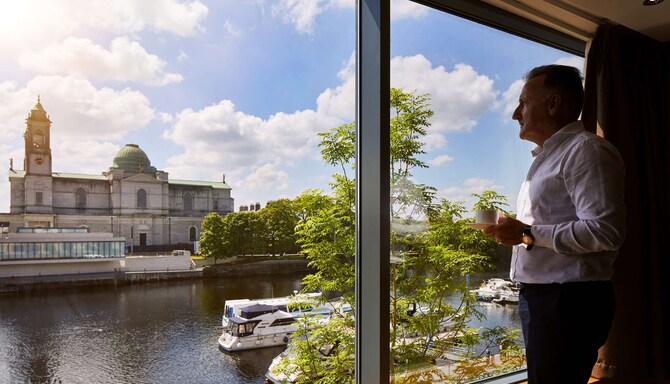 Hotel Rooms & Suites in Athlone | Radisson Blu Hotel
