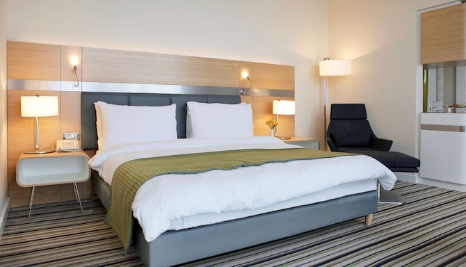 Waterfront Hotel in Batumi, גאורגיה | Radisson Blu Hotel, Batumi